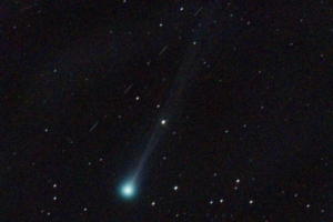 La Comète C/2025 R3 visible à l’œil nu – Société astronomique de France